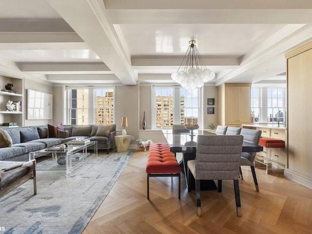 Luxury Apartment for sale in Upper West Side, Manhattan, New York
