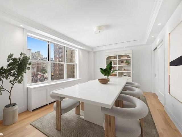 Luxury Apartment for sale in Upper West Side, Manhattan, New York
