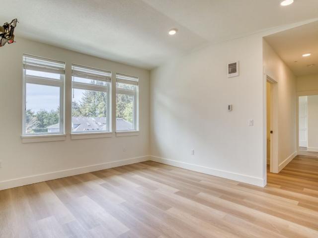 Luxury Apartment in Lincoln City! 2 Bedroom Apartment for Rent at 3722 Nw Port Ave, Lincoln City, OR 97367