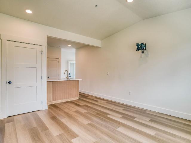Luxury Apartment in Lincoln City! 2 Bedroom Apartment for Rent at 3722 Nw Port Ave, Lincoln City, OR 97367