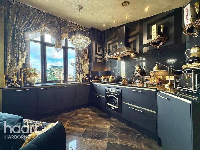 LUXURY APARTMENT, PARK CENTRAL 3 bed apartment to rent £2,500 pcm £577 pw