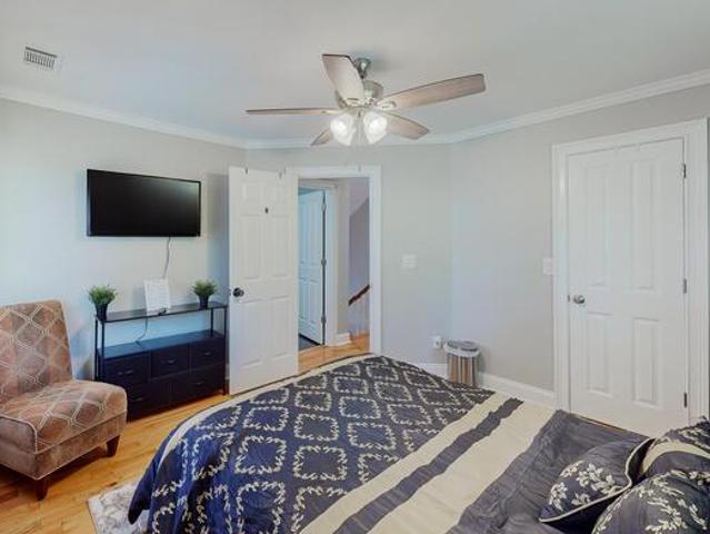 Luxury Beautiful 4 Bedroom Home in the Historic College Park District
