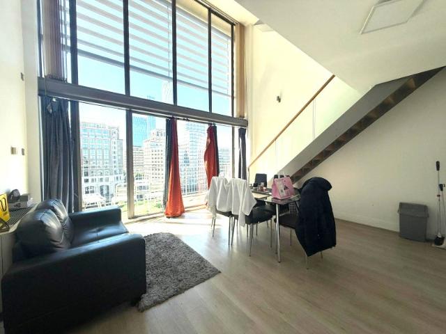 Luxury Duplex Apartment in E14