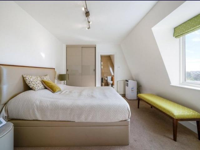Luxury Ensuite Double Room