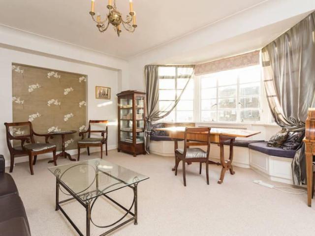 Luxury Exclusive Smart Knightsbridge Apartment