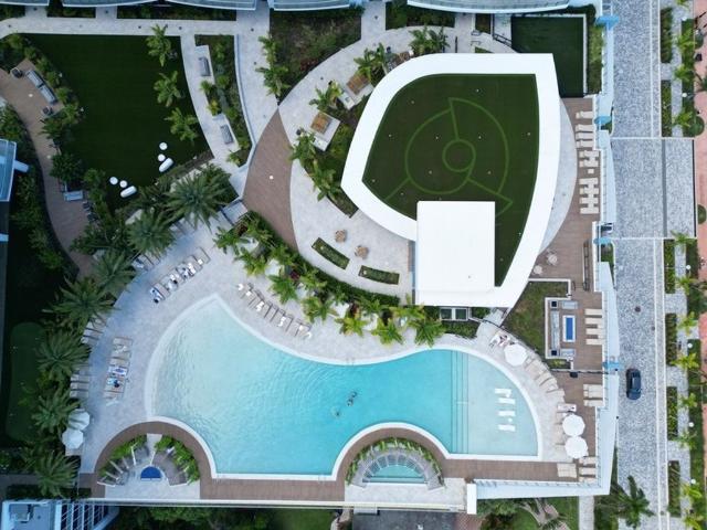 Luxury Flat for sale in Lake Park, Florida