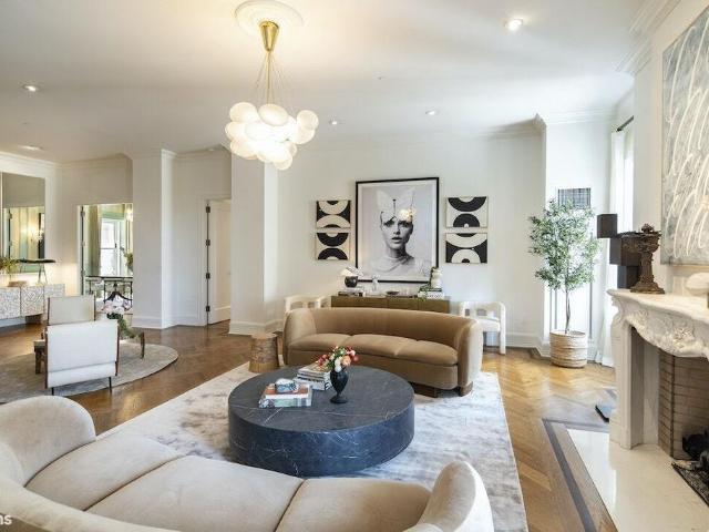 Luxury Flat for sale in Midtown West, Manhattan, New York