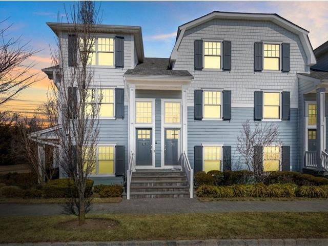 Luxury Flat for sale in Southampton, New York