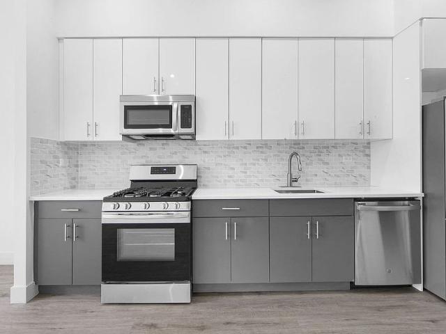 Luxury Flat for rent in 47 33 5th Street, Queens, New York