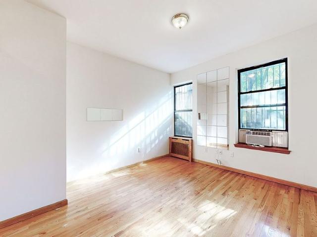 Luxury Flat for rent in 489 Columbus Avenue, New York