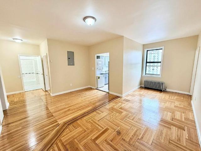 Luxury Flat for rent in Flushing, New York