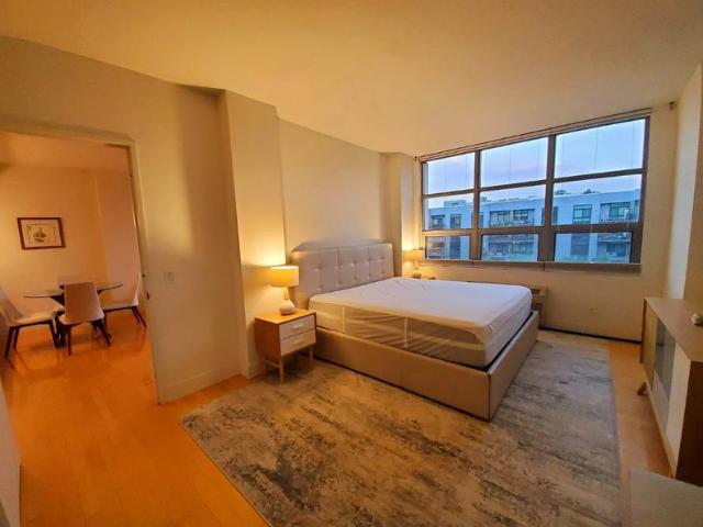 Luxury Furnished Room in Sun Filled LIC Waterfront