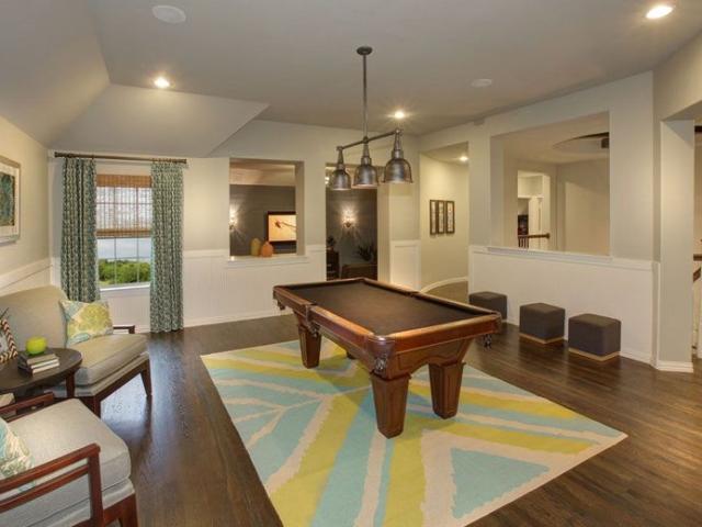 LUXURY FURNISHED UPSTAIRS ROOMS in Viridian ARLING