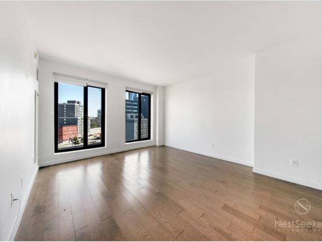 Luxury House for rent in Queens, New York