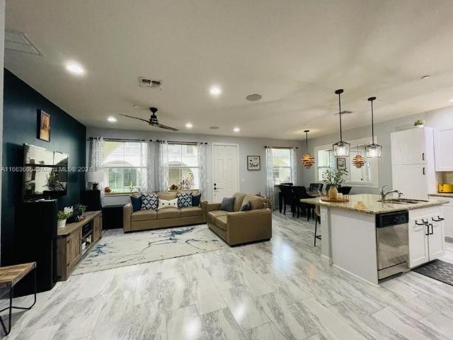 Luxury House for sale in Cooper City, Florida