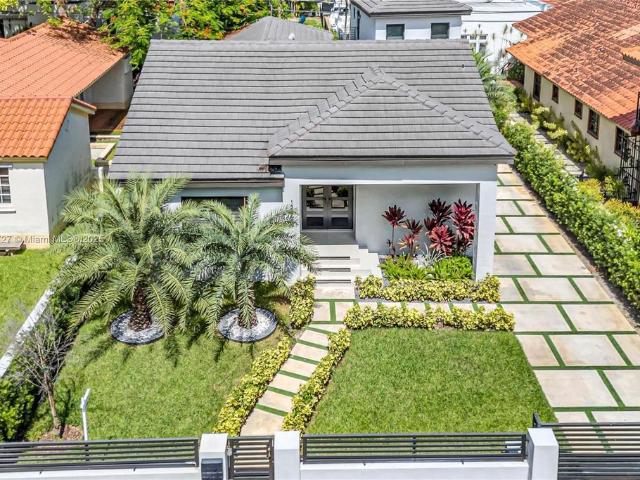 Luxury House for sale in Coral Gables, Florida