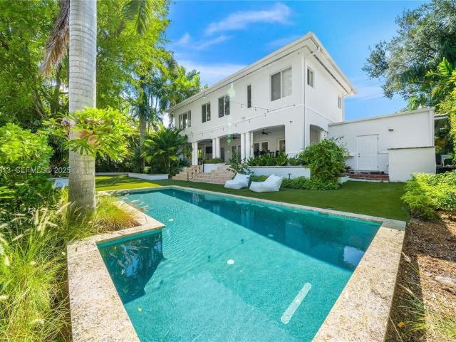 Luxury House for sale in Coral Gables, United States