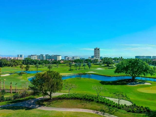 Luxury House for sale in Boca Raton, Florida