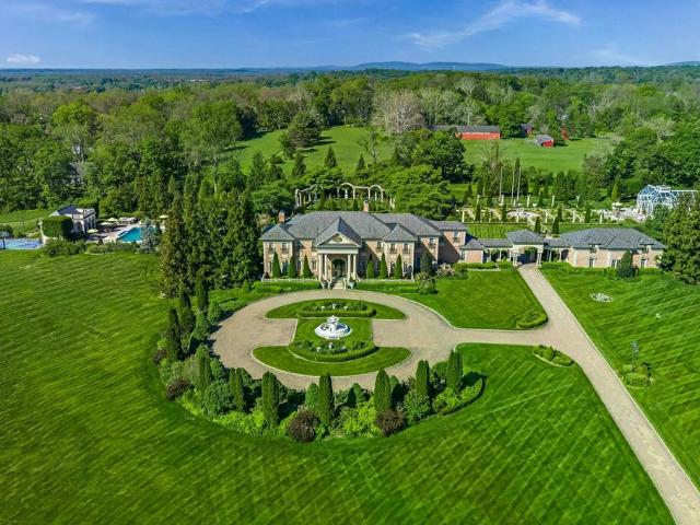 Luxury House for sale in Far Hills, New Jersey