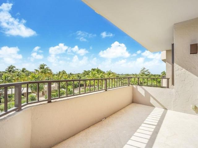 Luxury House for sale in Key Biscayne, United States