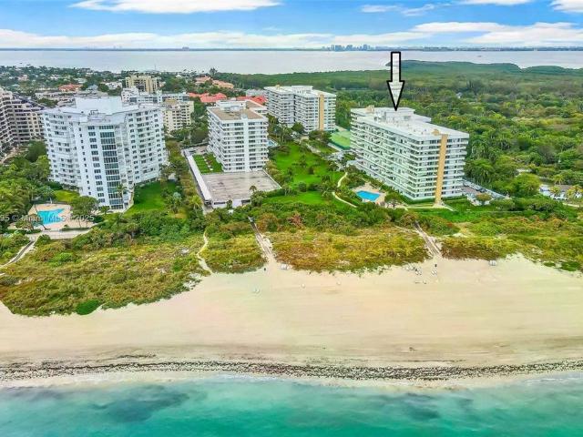 Luxury House for sale in Key Biscayne, United States
