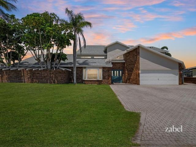 Luxury House for sale in Milford Point Drive, 397, Merritt Island Village Resort Mobile Home Park, Florida