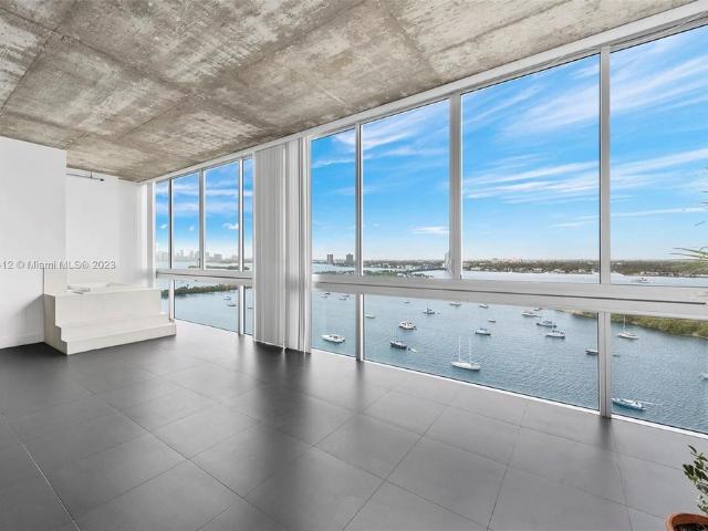 Luxury House for sale in North Bay Village, Florida