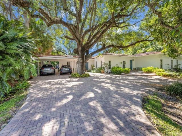 Luxury House for sale in Palmetto Bay, Florida