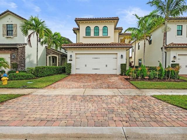 Luxury House for sale in Pembroke Pines, Florida