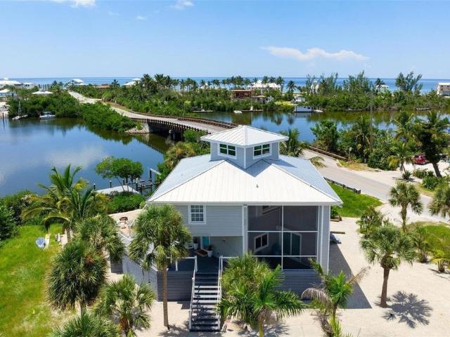 Luxury House for sale in Placida, Florida