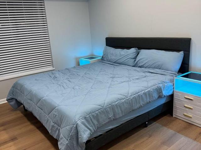 Luxury Home Private Bed & Bath with All Utilitie