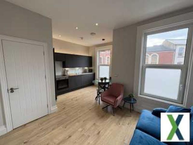 Luxury One Double Bedroom Apartment in Botanic All Bills Included