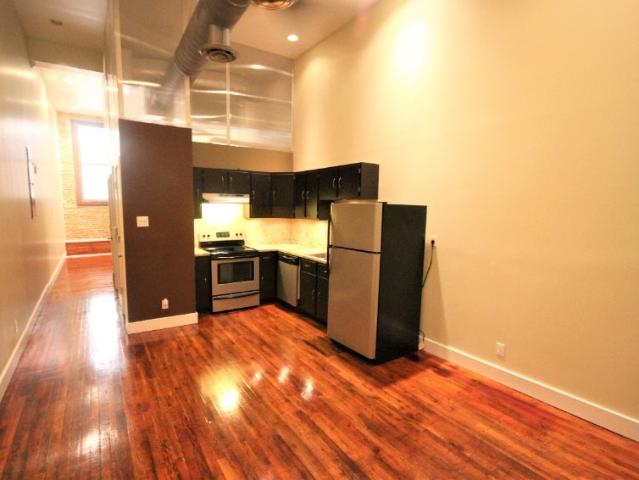 Luxury Loft for Rent bath M106