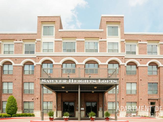 Luxury living apartment in east Washington Avenue Coalition / Memorial Parkone month free