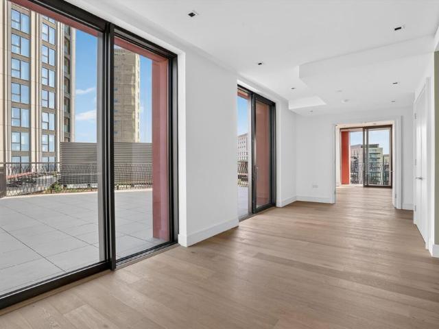 Luxury living in Paddington, W2 – Zone 1 — brand new stylish 1 & 2 bedroom apartments nestled in beautiful landscaping within a secure residential development. Enquire now to secure your new home