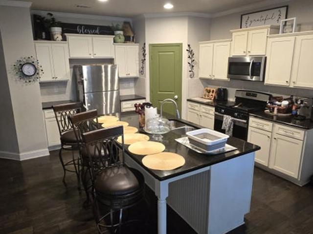 Luxury living space near downtown lawrenceville
