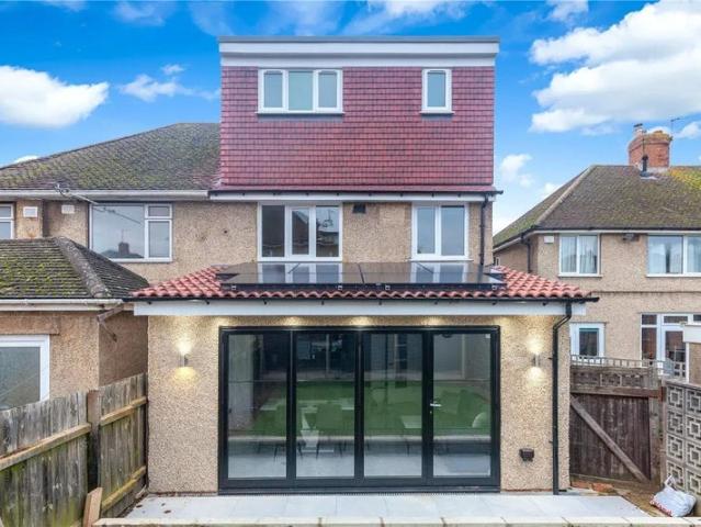 Luxury Modern semi detached