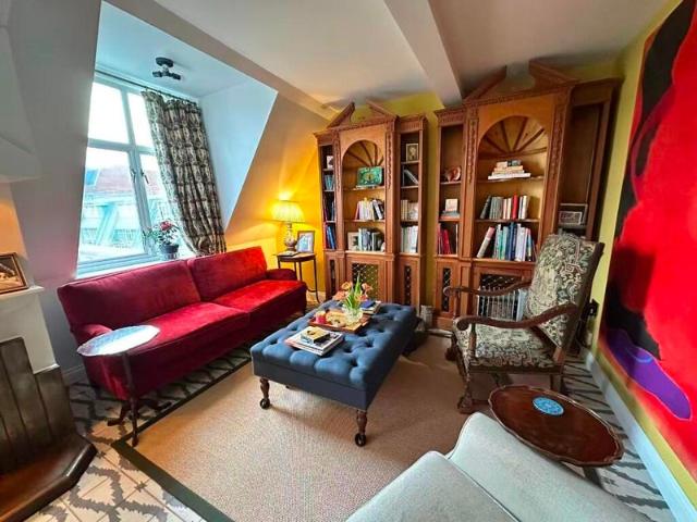 ✨ Luxury Mayfair Room Fast ️✨