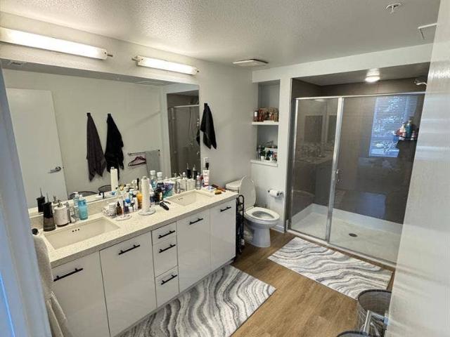 Luxury Master Room For Rent