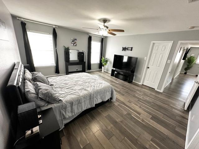 Luxury Master Suite w/ Attached Private Bathroom