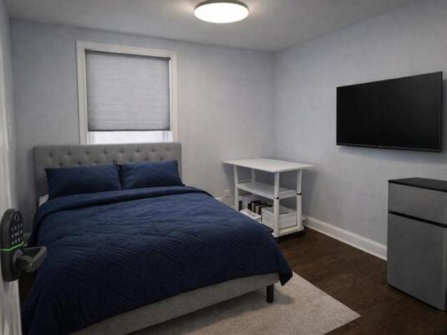 Luxury South Shore Living | Smart Rooms + Sauna + Garage Parking + Weekly Professional Cleaning