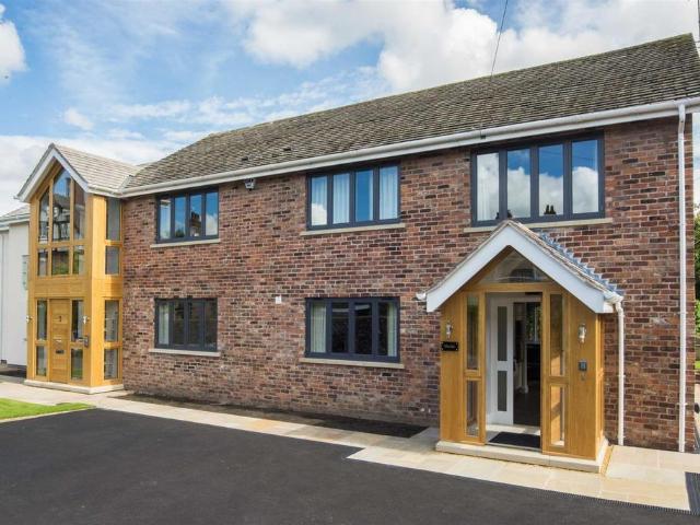Luxury Serviced Apartments at The. 2 bed apartment to rent £3,400 pcm £785 pw