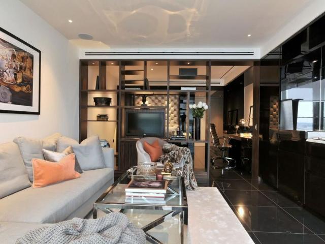 Luxury studio apartment to rent in The Heron, City of London