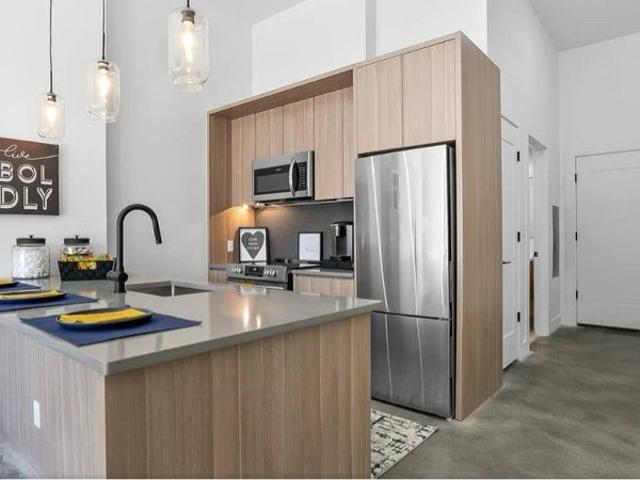 Luxury studio apt for rent in New Britain CT
