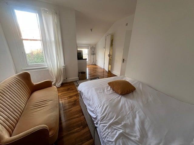 Luxury Studio Ensuite Flat Tulse Hill Brixton