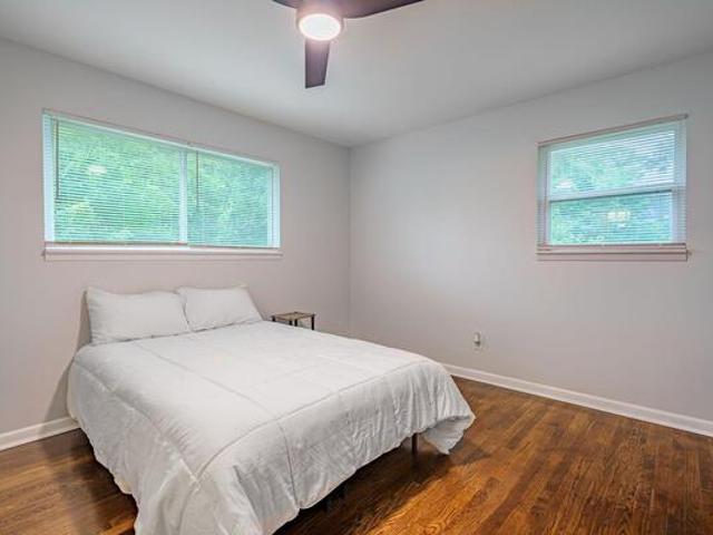 Luxury Rooms in College Park | Private Baths | Private Entrance & Deck Access