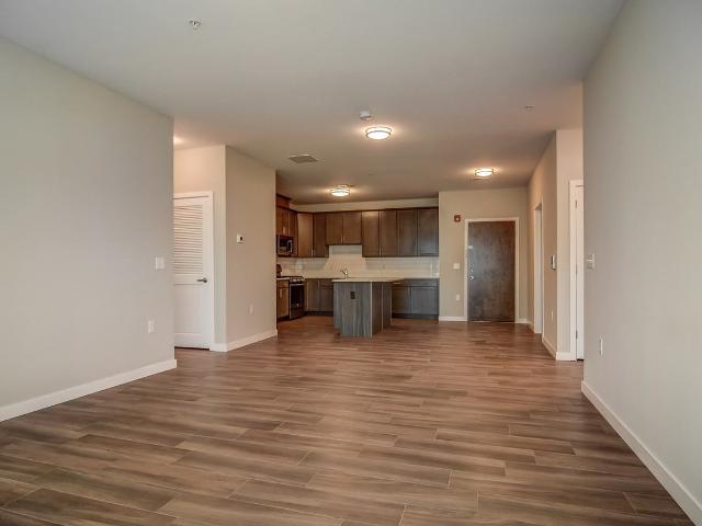 Luxury Rental With Private Parking 1 Bedroom Apartment for Rent at 321 S Broad St, Elizabeth, NJ 07202