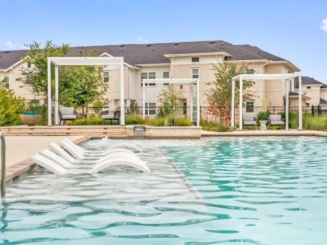 Luxury Residential Apartment Building City