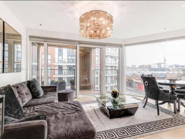 Luxury riverside flat