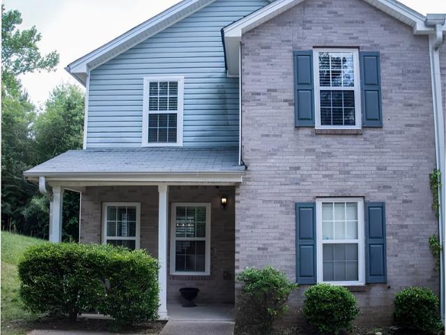 Luxury Townhome.5min from Airport. Best Price!